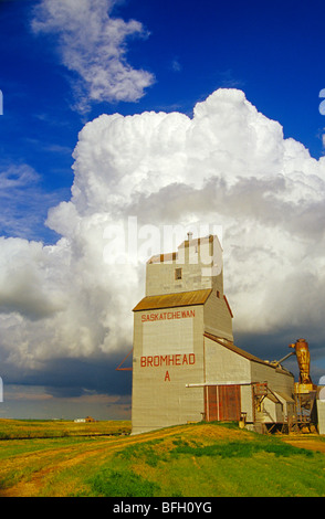 Grain elevator and cumulonimbus supercell, Bromhead, Saskatchewan ...