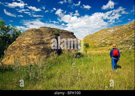 formations, Souris River Valley near Roche Percee, Saskatchewan, Canada ...