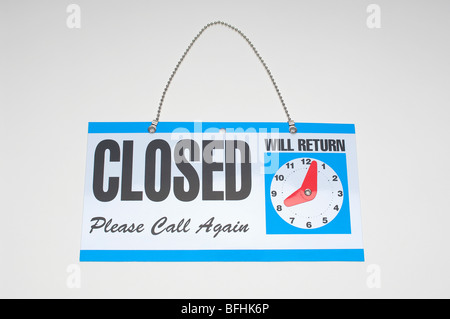 Will return sign Stock Photo - Alamy