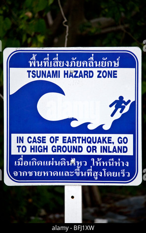 Tsunami Hazard Zone sign at Ocean Institute, Dana Point, California ...