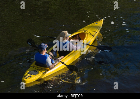Kayaking and boating on the Buttonwood Canal near Flamingo, Everglades ...