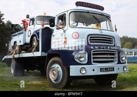 Hgv commercial lorry truck vehicle fuel delivery articulated tanker ...