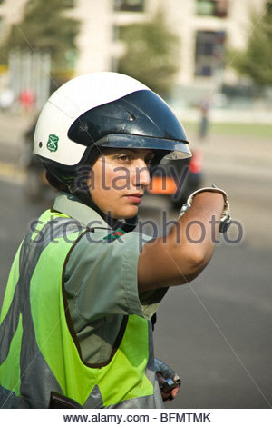 Chile Santiago Policewoman Stock Photo: 13164194 - Alamy