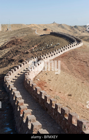 Great Wall of China at Tengger desert sand dunes in Shapotou near ...