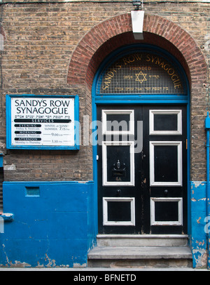 Sandys Row Synagogue in Spitalfields in the East End of London Stock ...