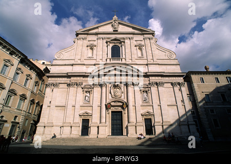 Front facade of the Church of Jesus Chiesa del Gesu piazza del Gesu ...