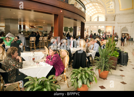 Main Hall restaurant, Union Station, Washington DC, USA Stock Photo - Alamy
