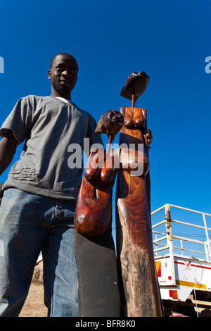 Traditional wooden Mozambique carvings Stock Photo - Alamy