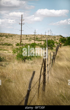 Power transmission tower in Texas Stock Photo - Alamy