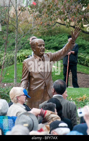 Unveiling of William Donald Schaefer Sculpture at Baltimore Inner ...