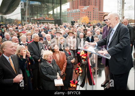 Unveiling of William Donald Schaefer Sculpture at Baltimore Inner ...