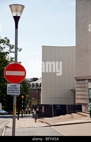 The Marjorie and Arnold Ziff building at Leeds University West ...