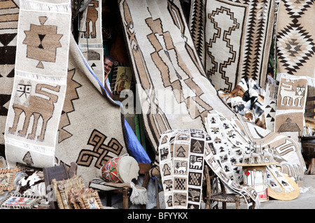 textiles at craft shop, Addis Ababa, Ethiopia Stock Photo - Alamy