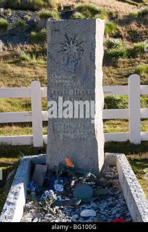 South Georgia, Grytviken. Grytviken Cemetery, final resting place of ...