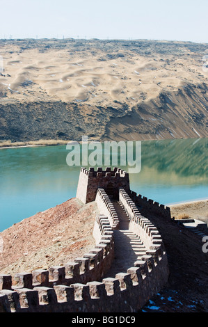 Great Wall of China, and the Yellow River in the Tengger desert at ...