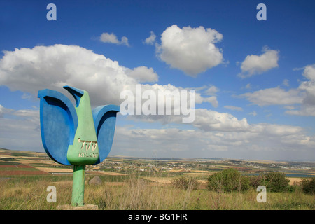 Israel, KKl's "bird" overlooking Harod Valley Stock Photo - Alamy