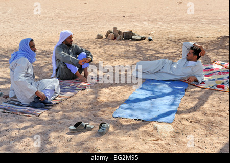 Sinai Desert, Egypt; three Bedouin girls Stock Photo - Alamy
