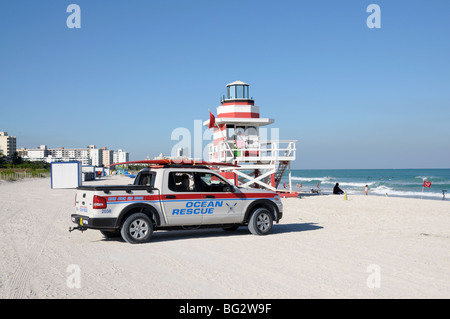 Lifeguard rescue car on the beach in Dubai Stock Photo - Alamy