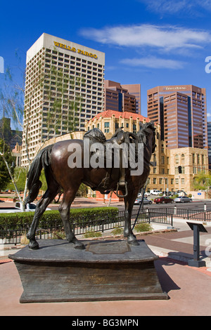 'They Served Well' Sheriff's Memorial, Phoenix, Arizona, USA Stock ...