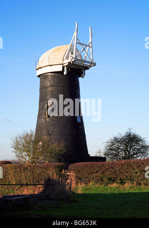 Tall Mill drainage mill - River Bure Stock Photo - Alamy