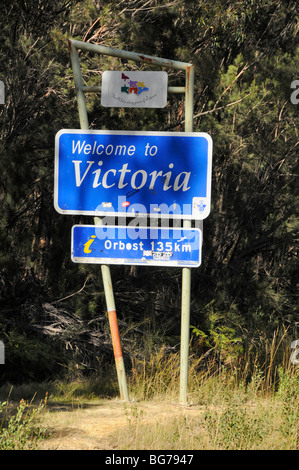 Australian sign at state border Welcome to Victoria Stock Photo - Alamy