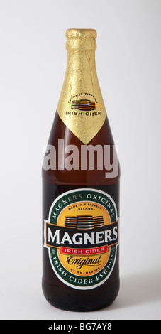 Bottle of Magners Cider Stock Photo - Alamy