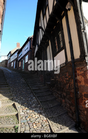 Stepcote Hill historic stepped alleyway in Exeter Devon Stock Photo - Alamy