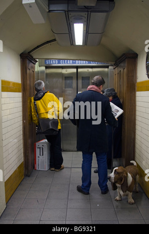 London Underground, Northern Line, Tufnell Park Station, iconic tiled ...