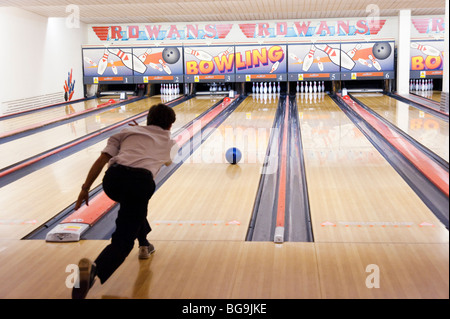 Rowans bowling finsbury park hi res stock photography and images Alamy