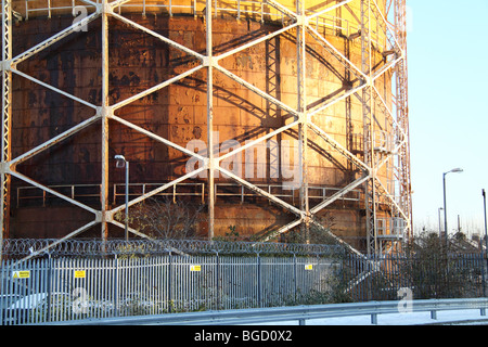 A gasometer in Wood Green, London (in snow Stock Photo - Alamy