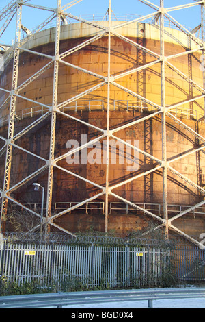 A gasometer in Wood Green, London (in snow Stock Photo - Alamy