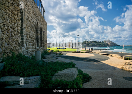 the "Etzel Museum" in Tel-Aviv,Israel.Old house with modern addition ...