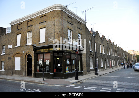 Victorian street scene Stock Photo - Alamy