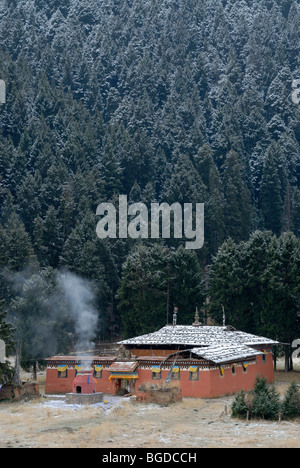 Tibetan Taktsang Lhamo Kirti Monastery in front of snow-covered ...