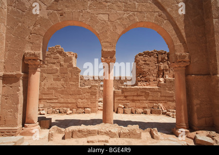 Church ruins at the desert ruins of Rasafa, Syria Stock Photo - Alamy