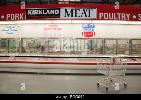 Meat and poultry section at Costco selling USDA Choice Grade Beef ...