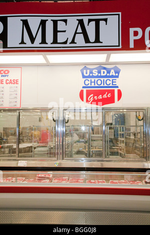Meat and poultry section at Costco selling USDA Choice Grade Beef ...
