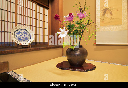 Yoshikawa ryokan. Traditional Japanese style guest house. Kyoto, Japan ...