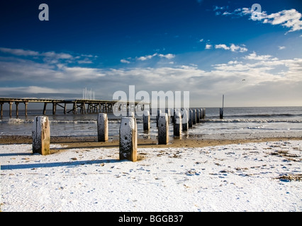 Beach scene in winter Lowestoft Suffolk Stock Photo - Alamy