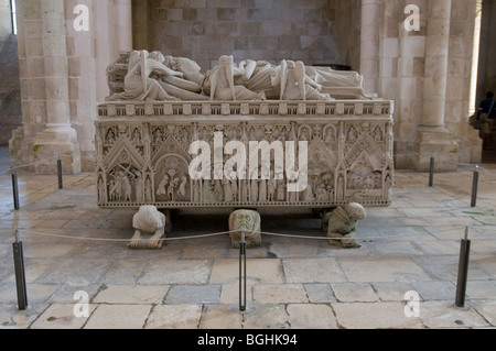 Tomb of Dona Ines de Castro in the Monastery Santa Maria de Alcobaça ...