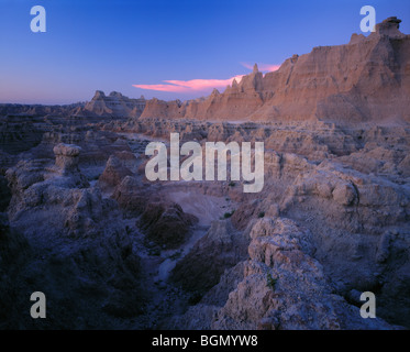 Badlands along the Door Trail at Badlands National Park near Interior ...