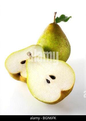Fresh comice pears whole and cut Stock Photo - Alamy