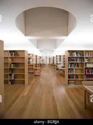 MUNICIPAL LIBRARY, VIANA DO CASTELO, PORTUGAL, ALVARO SIZA Stock Photo ...