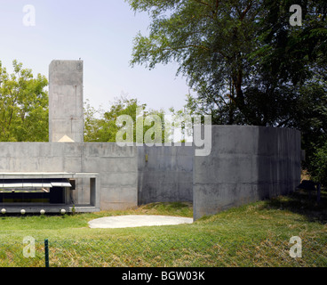 THE HOUSE WITH BALLS, AHMEDABAD, INDIA, MATHAROO ASSOCIATES Stock Photo ...