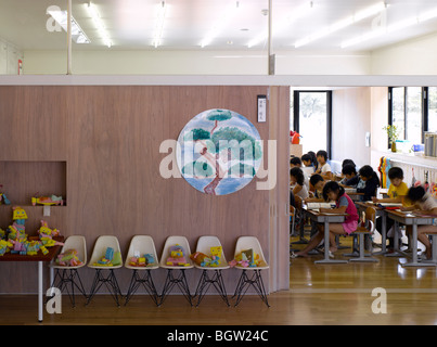 HIGAN0-INO SCHOOL, HIGAN0-INO, JAPAN, MIKAN Stock Photo - Alamy