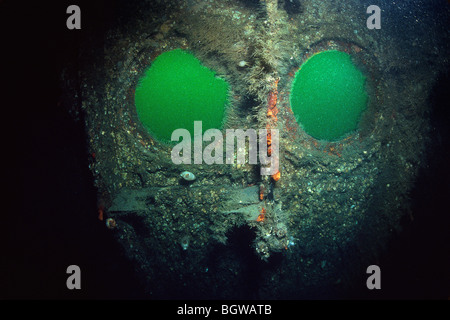 Wreck of the ocean liner Empress of Ireland underwater in the St ...
