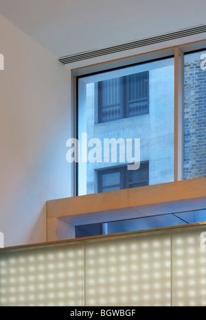 ONE OLD JEWRY, LONDON, UNITED KINGDOM, SHEPPARD ROBSON Stock Photo - Alamy