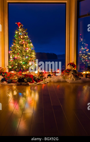 Christmas tree in the night decorations. Selective focus. Holiday Stock ...