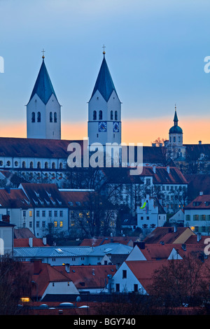 Saint Mary and Corbinian Cathedral, romanesque basilica in Freising ...