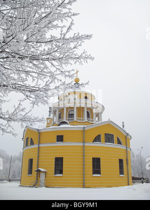 Traditional Russian white Church, winter, Kolomenskoe, Moscow, Russia ...